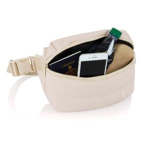 Heys | Bags | Nwt Heys Puffer Waist Bag | Poshmark